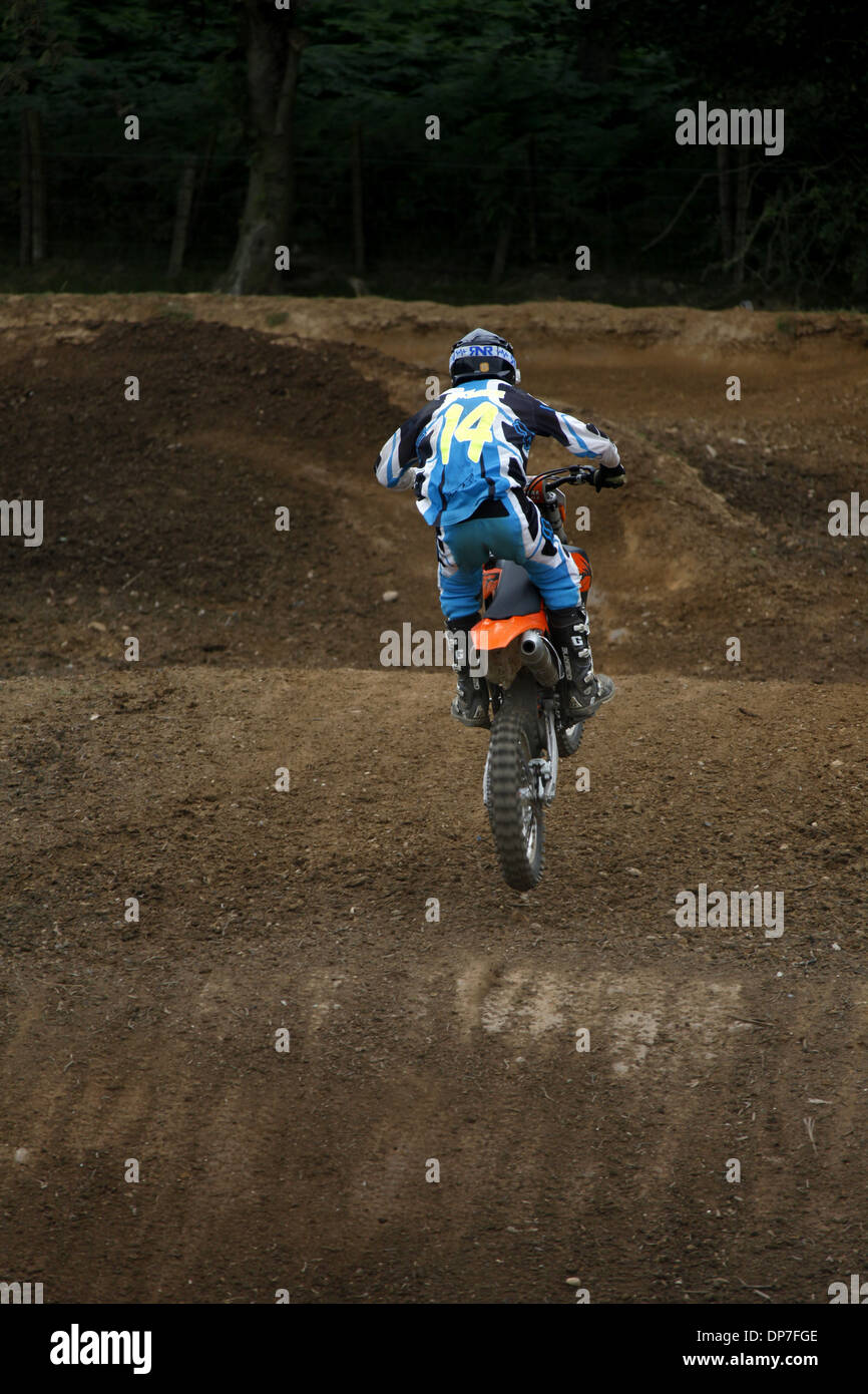 DANIEL MAXEY ROOKIE ELITE YOUTH CUP ROOKIE ELITE YOUTH CUP SKELDER BANK ...