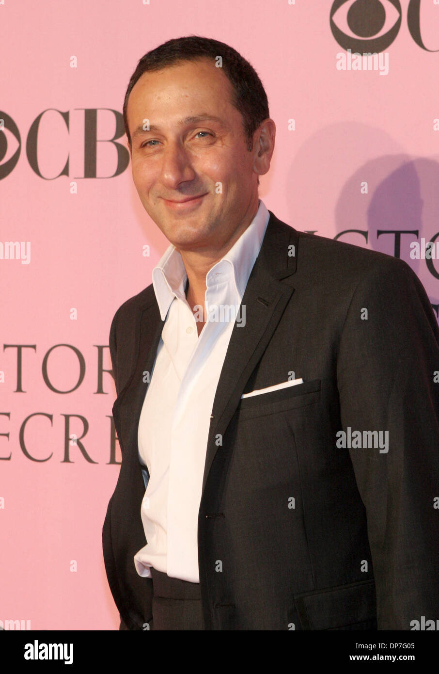 Nov 16, 2006; Hollywood, CA, USA; Designer GILLES MENDEL arrives for ...