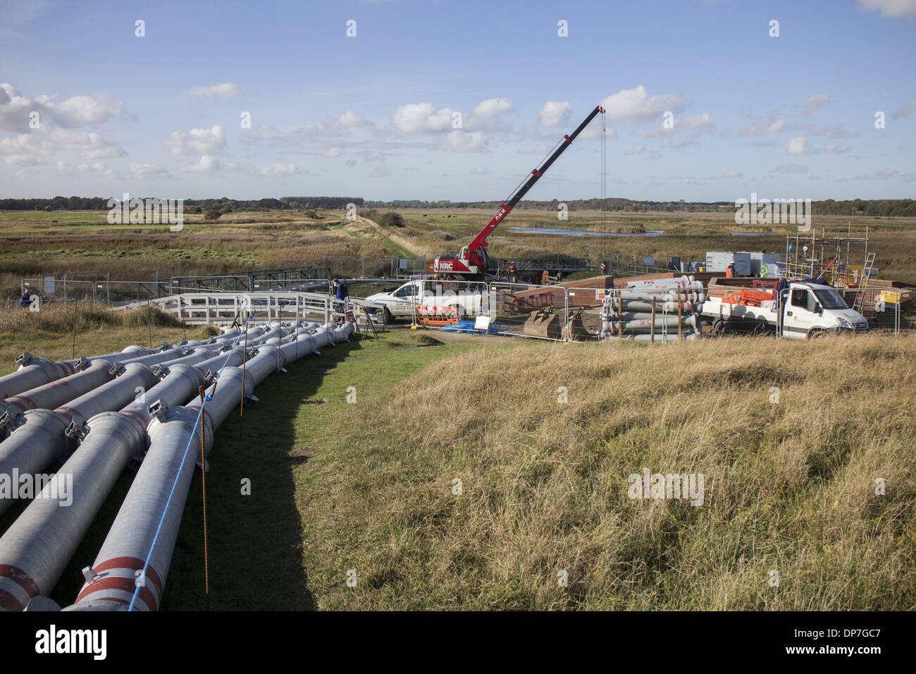 Work by the river hi-res stock photography and images - Alamy
