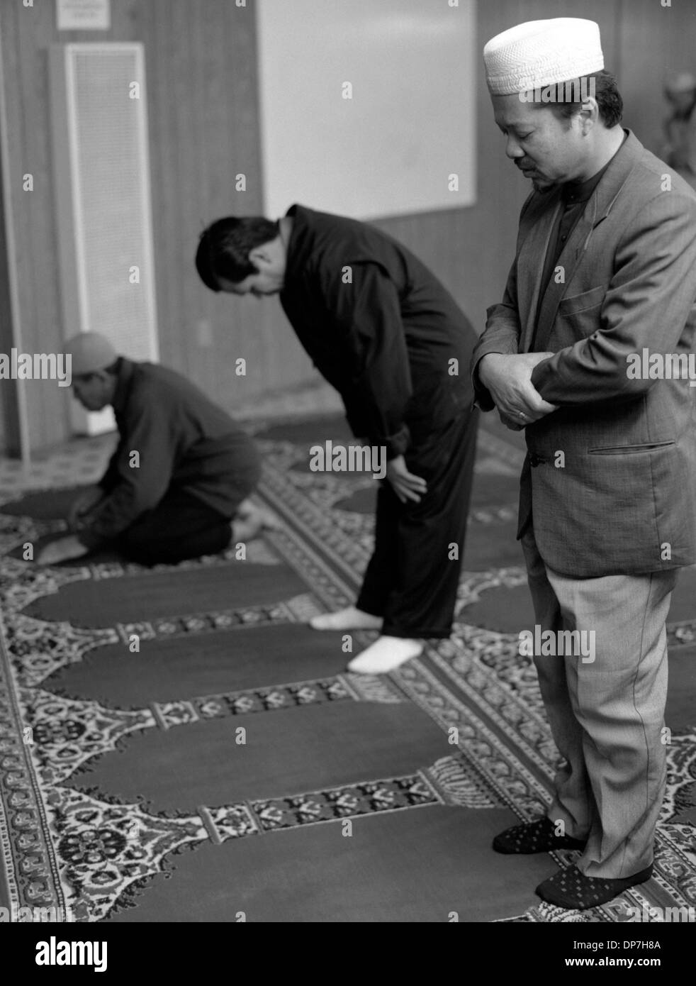 Aug 10, 2006 - Santa Ana, California, U.S. - Cham men at prayer, Cham ...