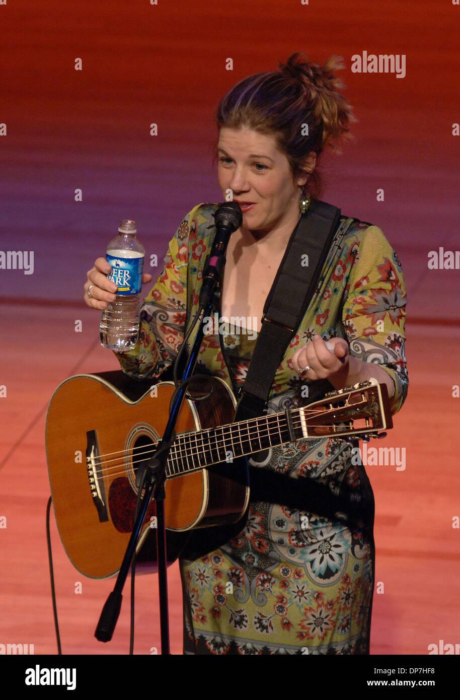 Dar williams hi-res stock photography and images - Alamy