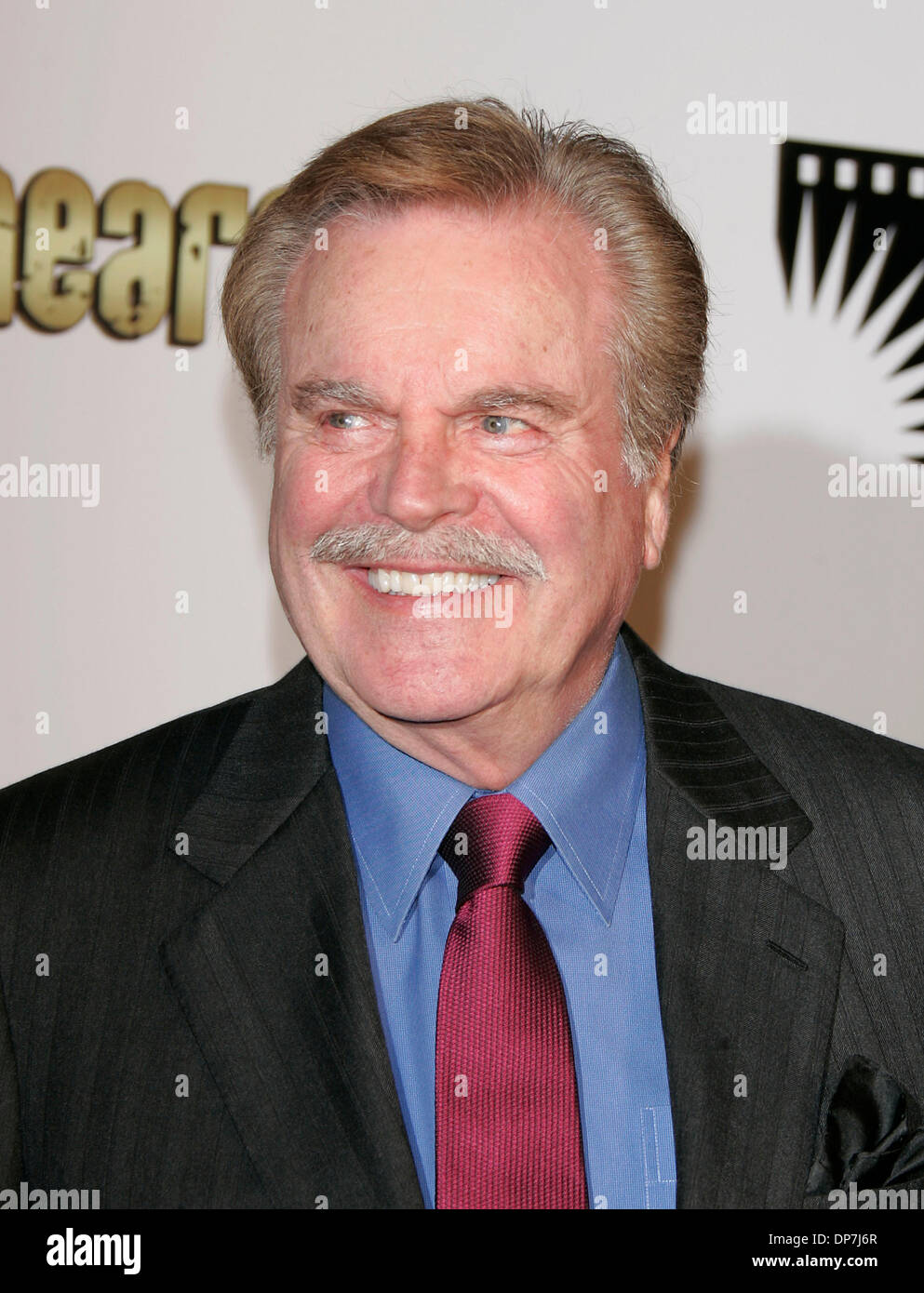 Actor robert wagner hi-res stock photography and images - Alamy