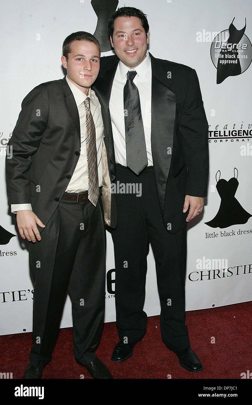 Nov 18, 2006; Beverly Hills, CA, USA; Actors SHAWN PYFROM and GREG ...