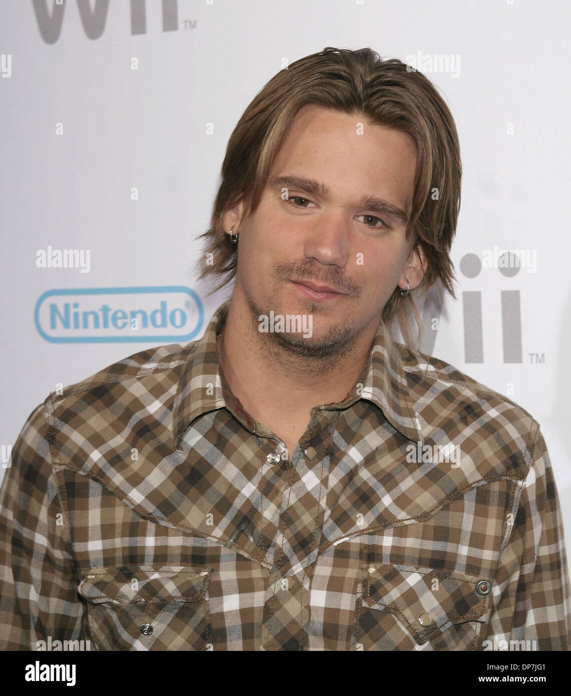 Nintendo club hi-res stock photography and images - Alamy