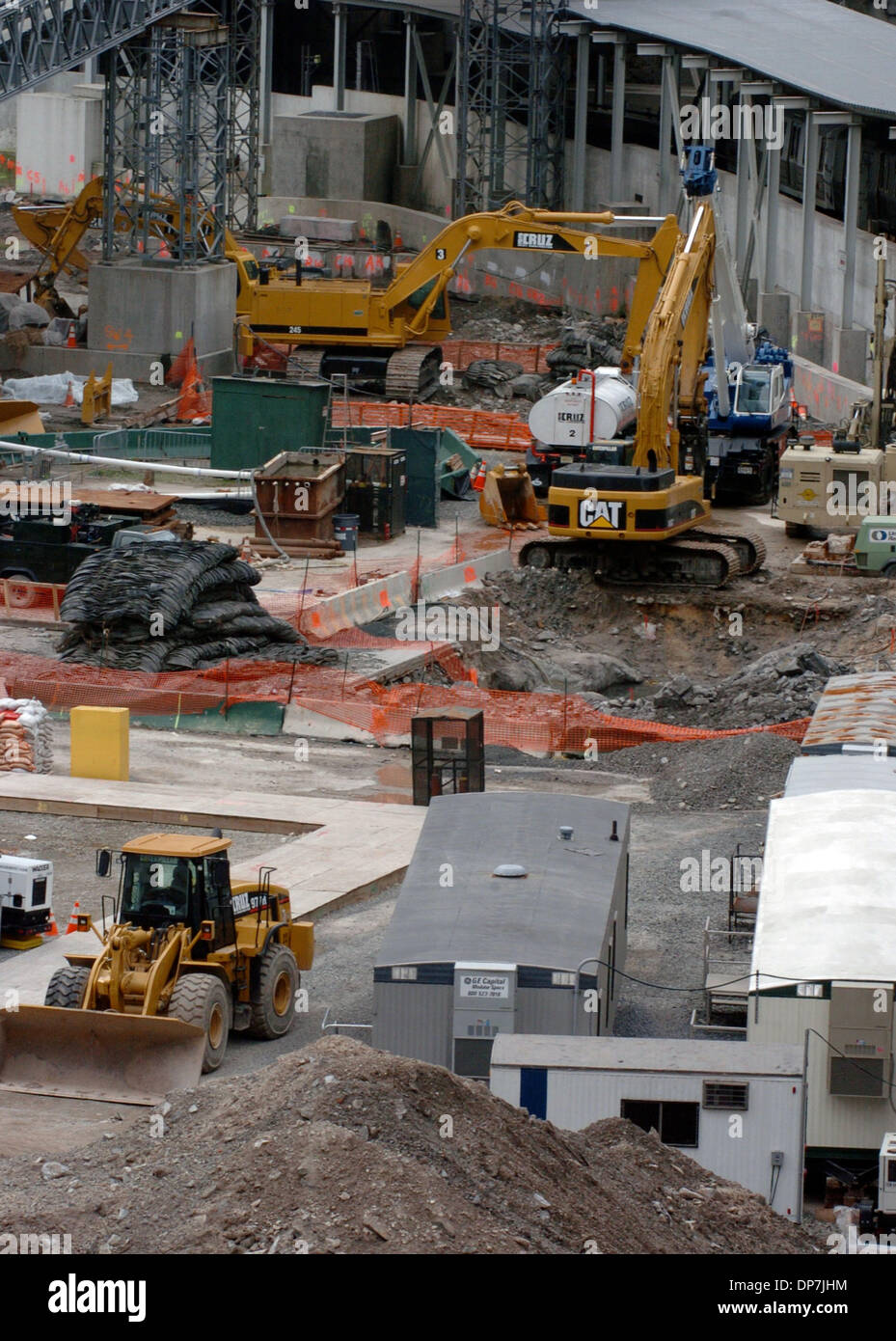 Nov 19, 2006; MANHATTAN, NEW YORK, USA; Construction on the rebuilding ...