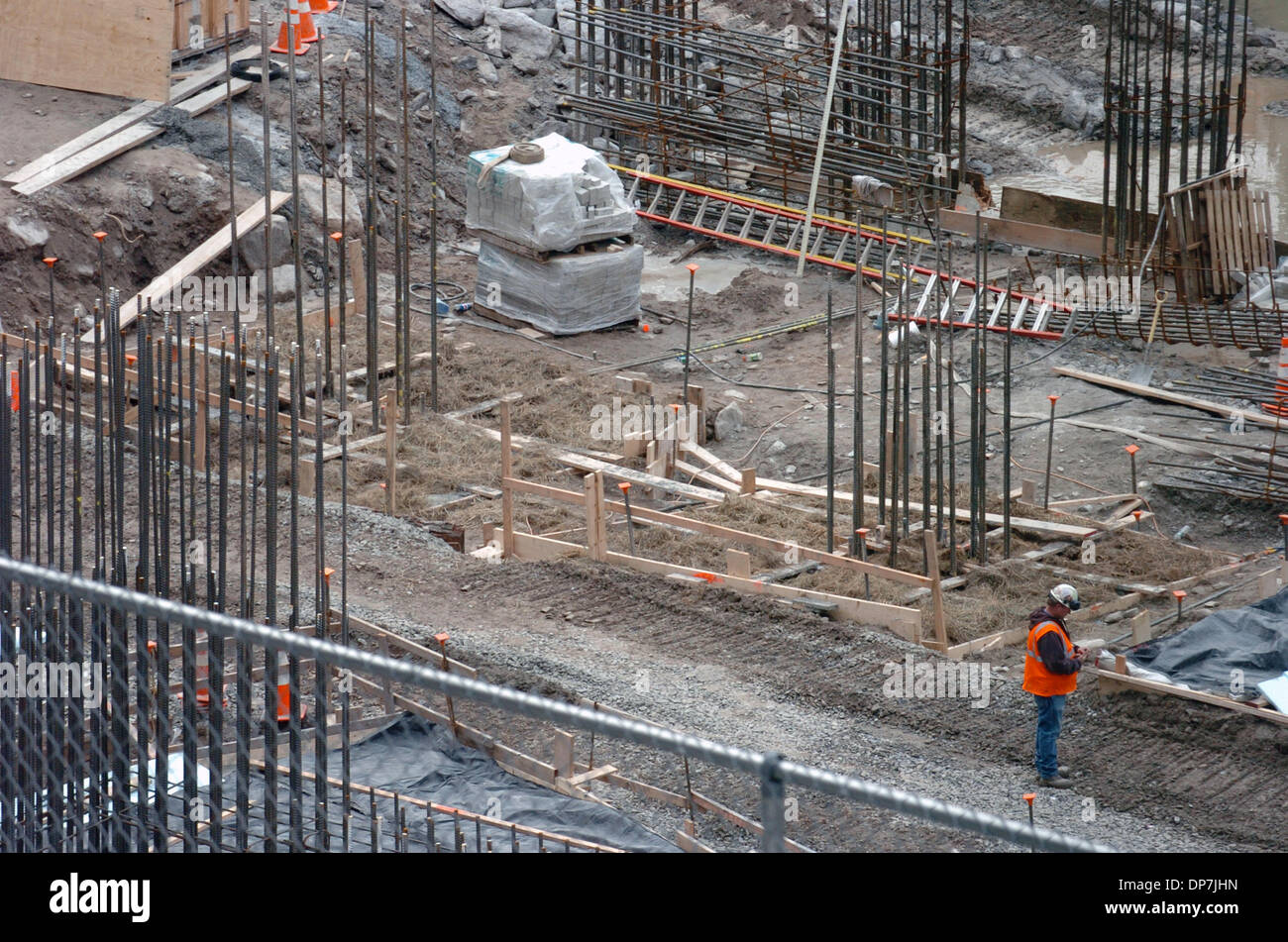 Nov 19, 2006; MANHATTAN, NEW YORK, USA; Construction on the rebuilding ...