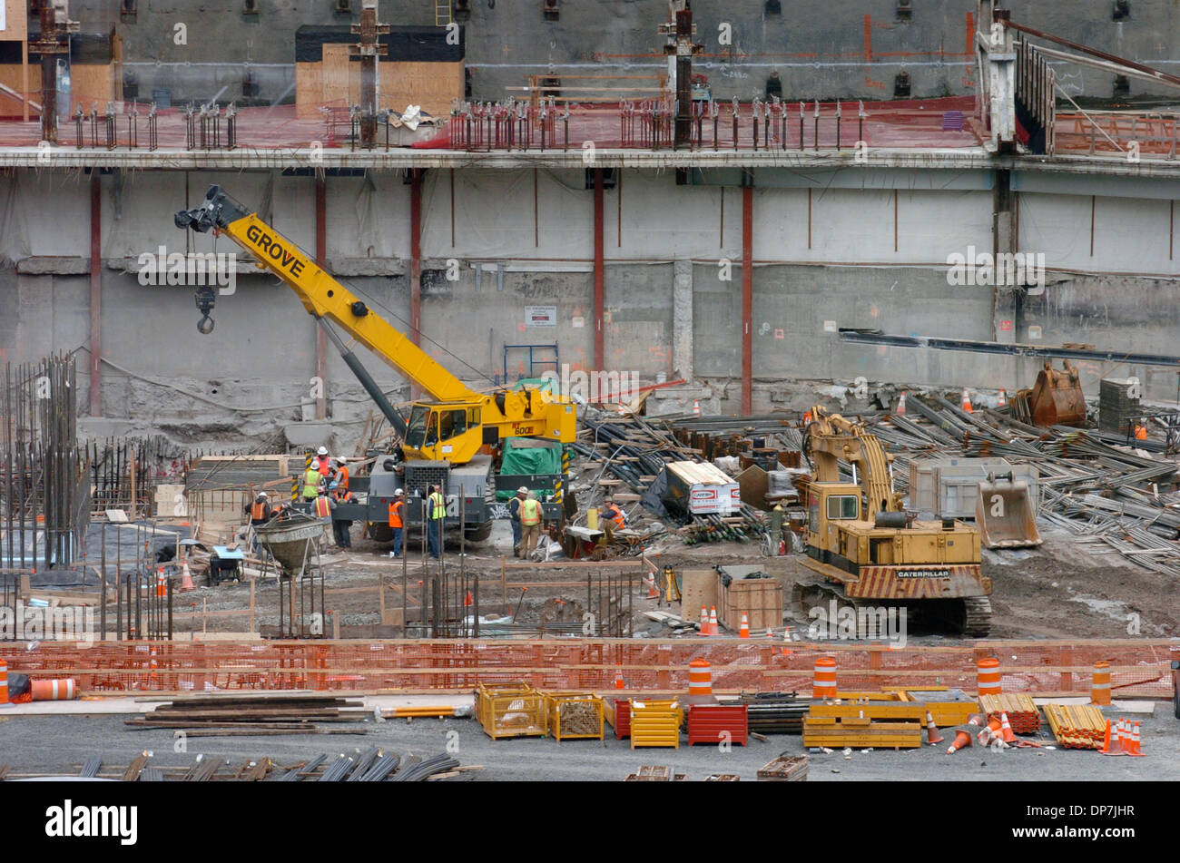 Nov 19, 2006; MANHATTAN, NEW YORK, USA; Construction on the rebuilding ...