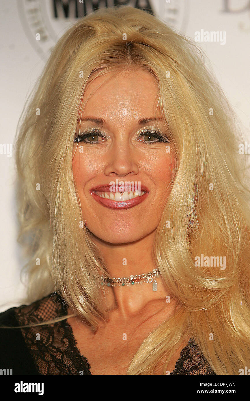 Nov 19, 2006; Century City, CA, USA; Actress VICTORIA PETERS during ...