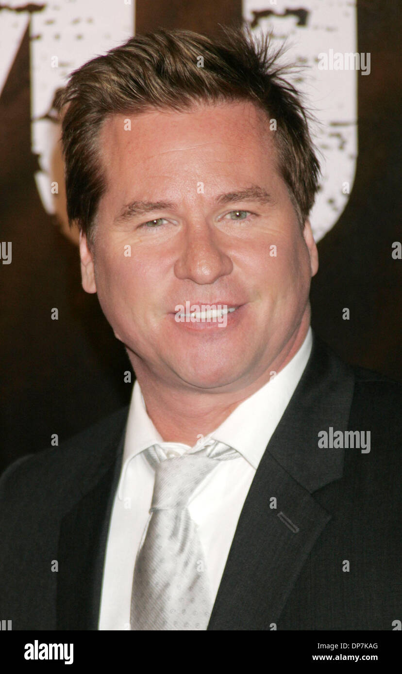 Nov 20, 2006; New York, NY, USA; Actor VAL KILMER at the arrivals for ...