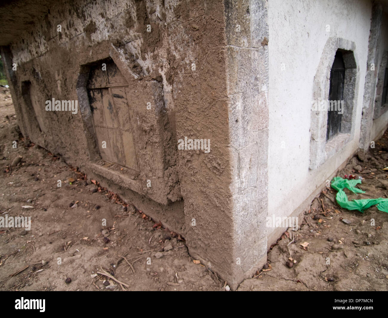 Mar 24, 2006 - Panabaj, Solola, Guatemala - Remnnants of village ...