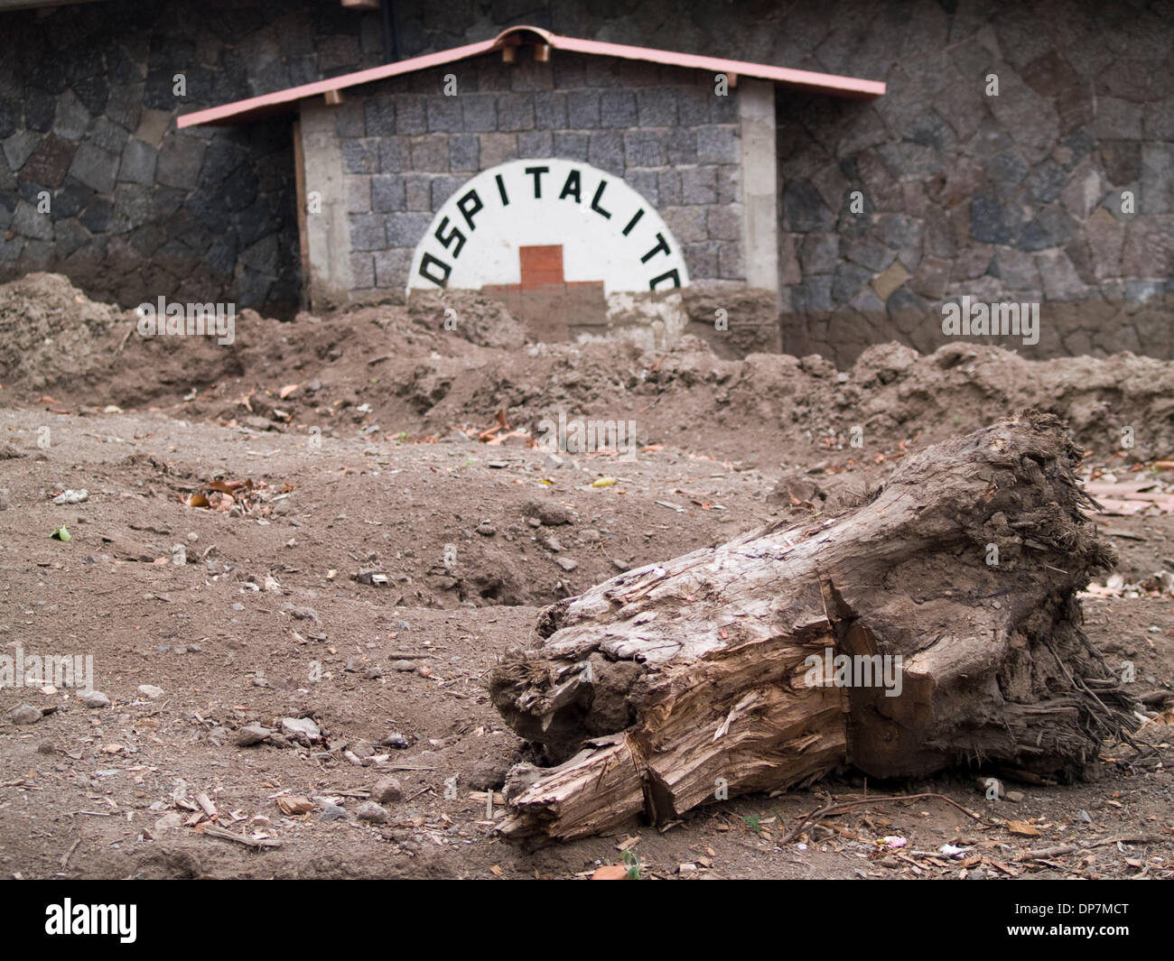 Mar 24, 2006 - Panabaj, Solola, Guatemala - Remnnants of village ...