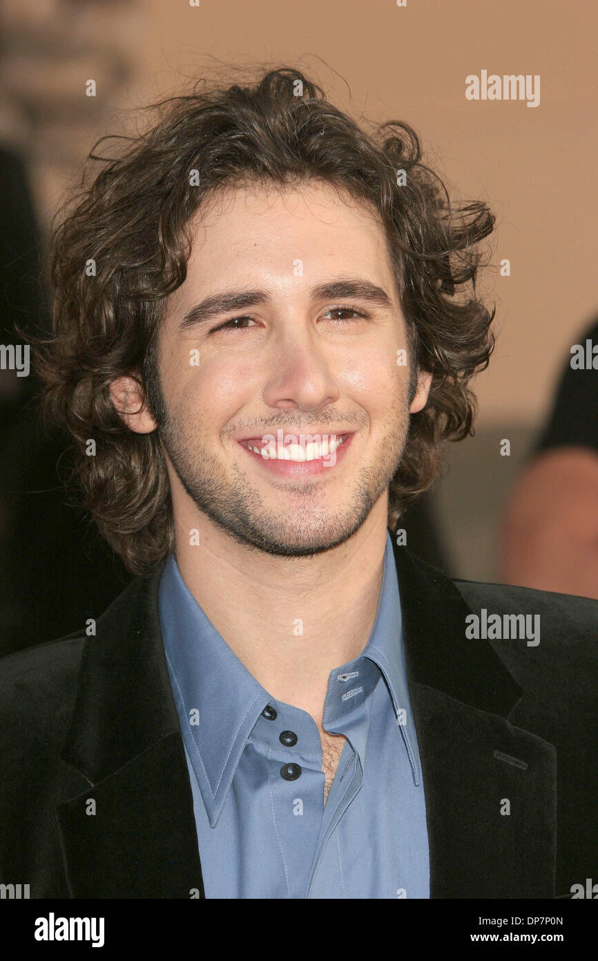 Nov 21, 2006; Los Angeles, CA, USA; SInger JOSH GROBIN at the 34TH ...