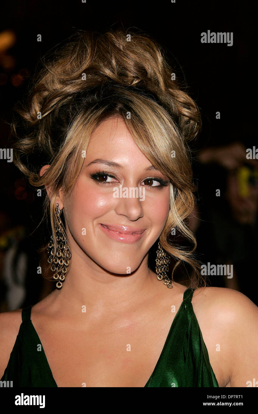 Nov 29, 2006; Beverly Hills, California, USA; Actress HAYLIE DUFF at ...