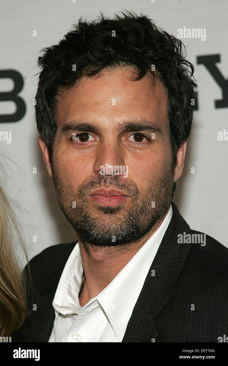 Nov 29, 2006; Beverly Hills, CA, USA; MARK RUFFALO during arrivals at ...