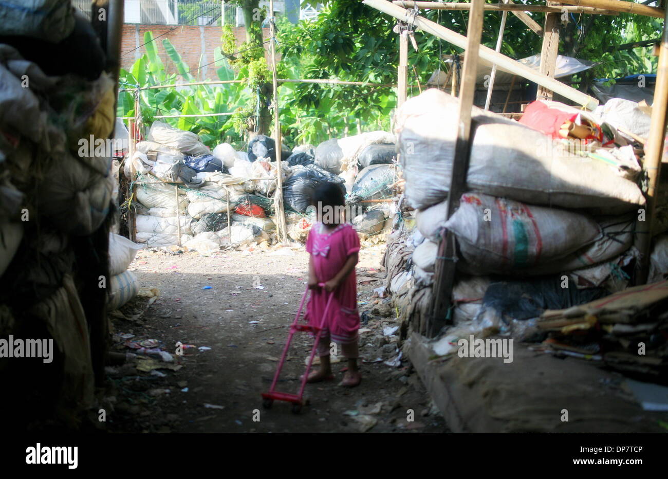Worst slums hi-res stock photography and images - Alamy