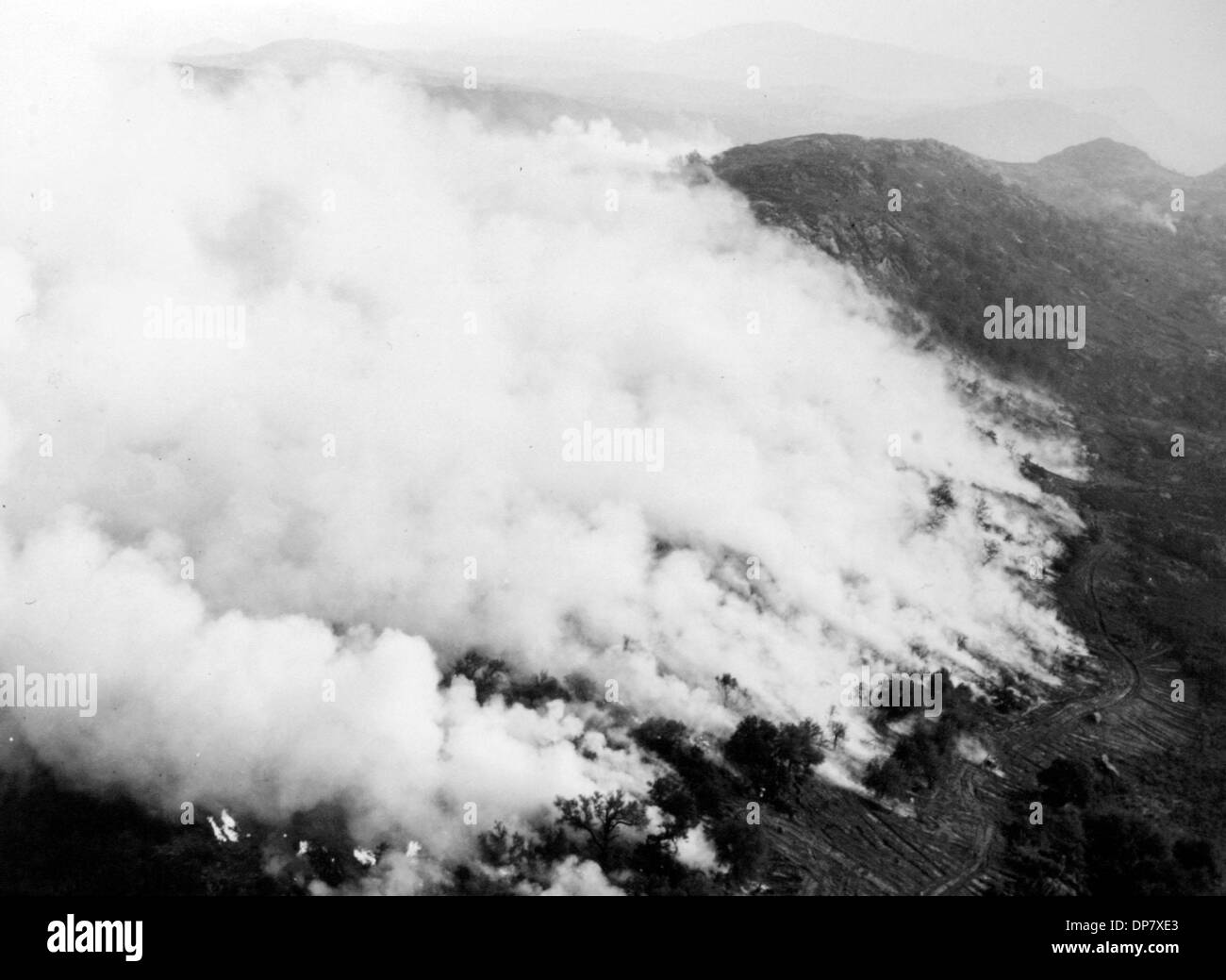 Forest fire aerial Black and White Stock Photos & Images - Alamy
