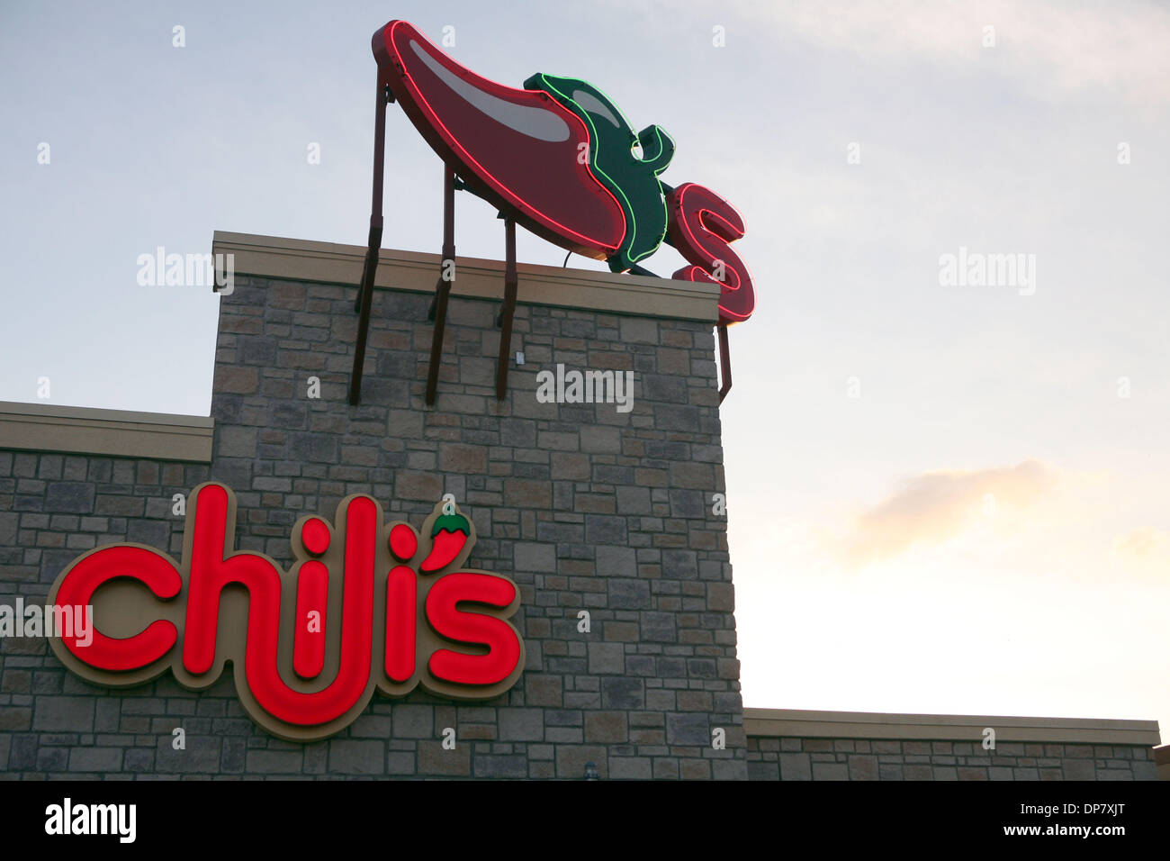 Chilis restaurant chain hi-res stock photography and images - Alamy