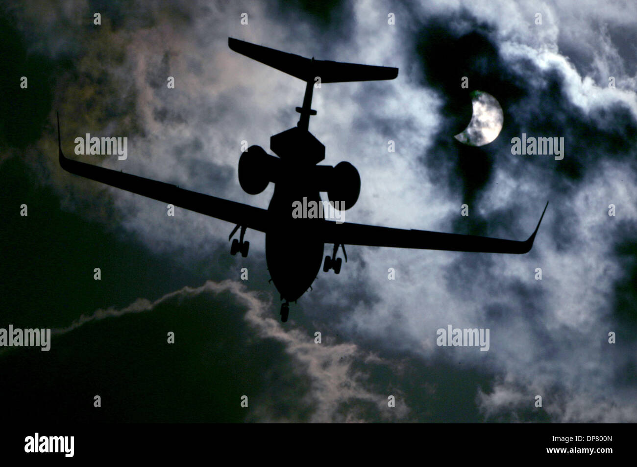 Photograph of the sun during eclipse hi-res stock photography and ...