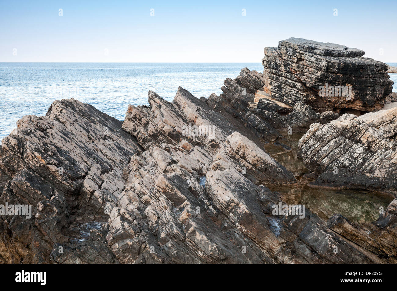 Dark sea rough hi-res stock photography and images - Alamy