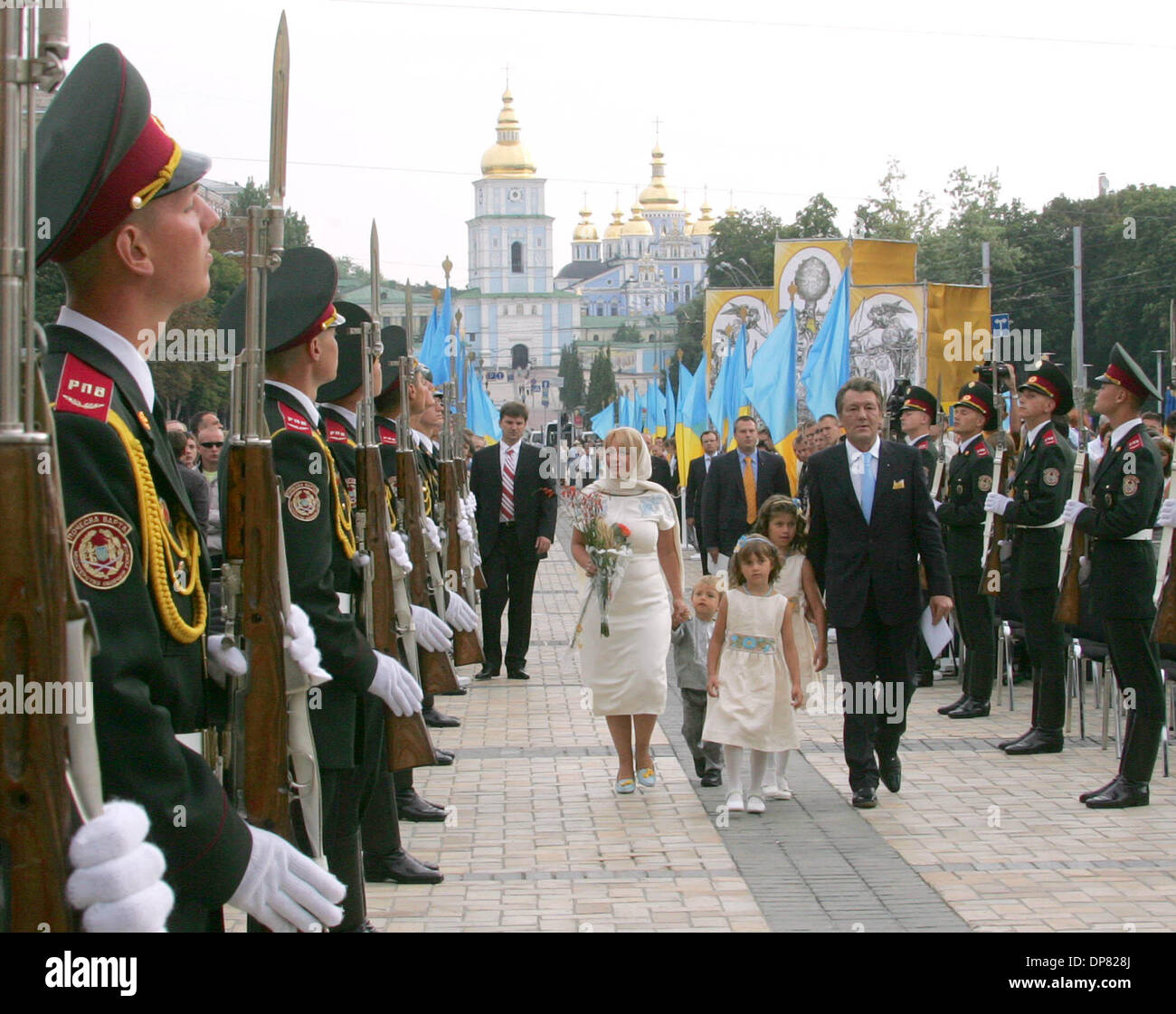 Ukrainian president viktor yushchenko family hi-res stock photography ...