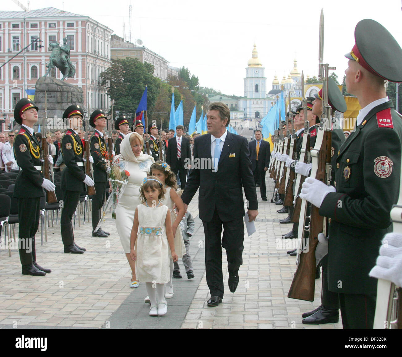 Ukrainian president viktor yushchenko family hi-res stock photography ...