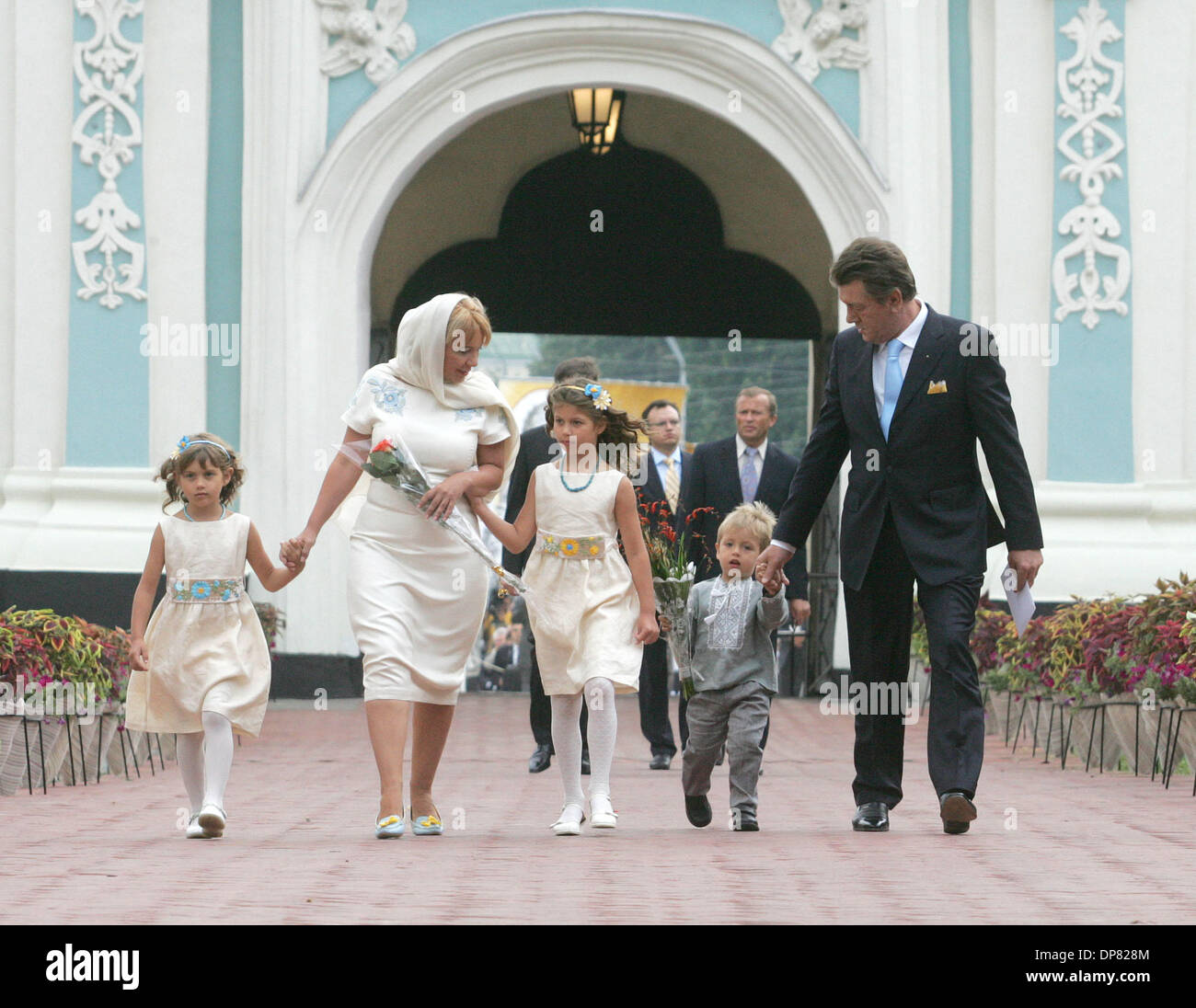 Ukrainian president viktor yushchenko family hi-res stock photography ...