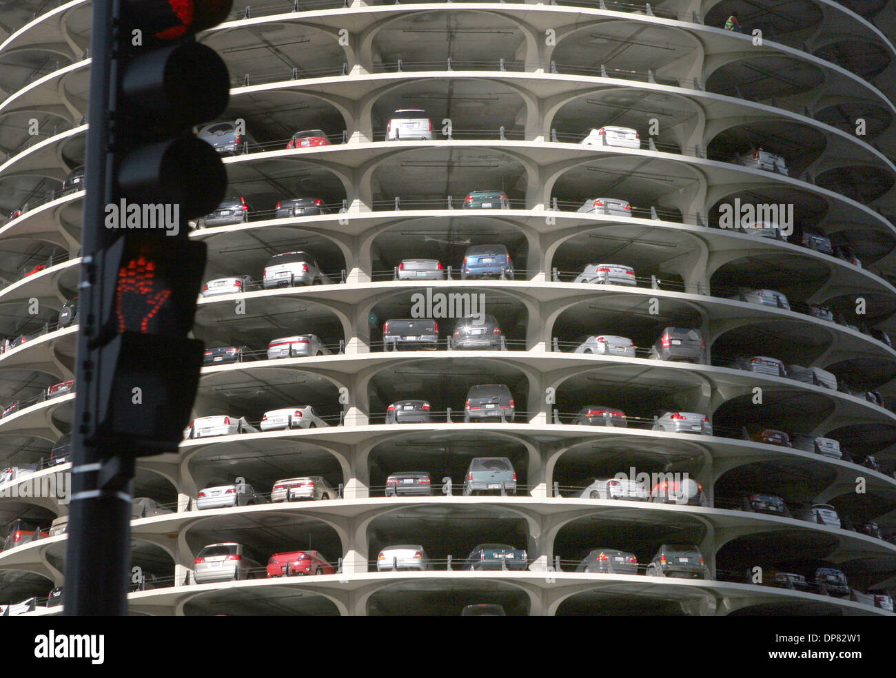 Circular parking hi-res stock photography and images - Alamy