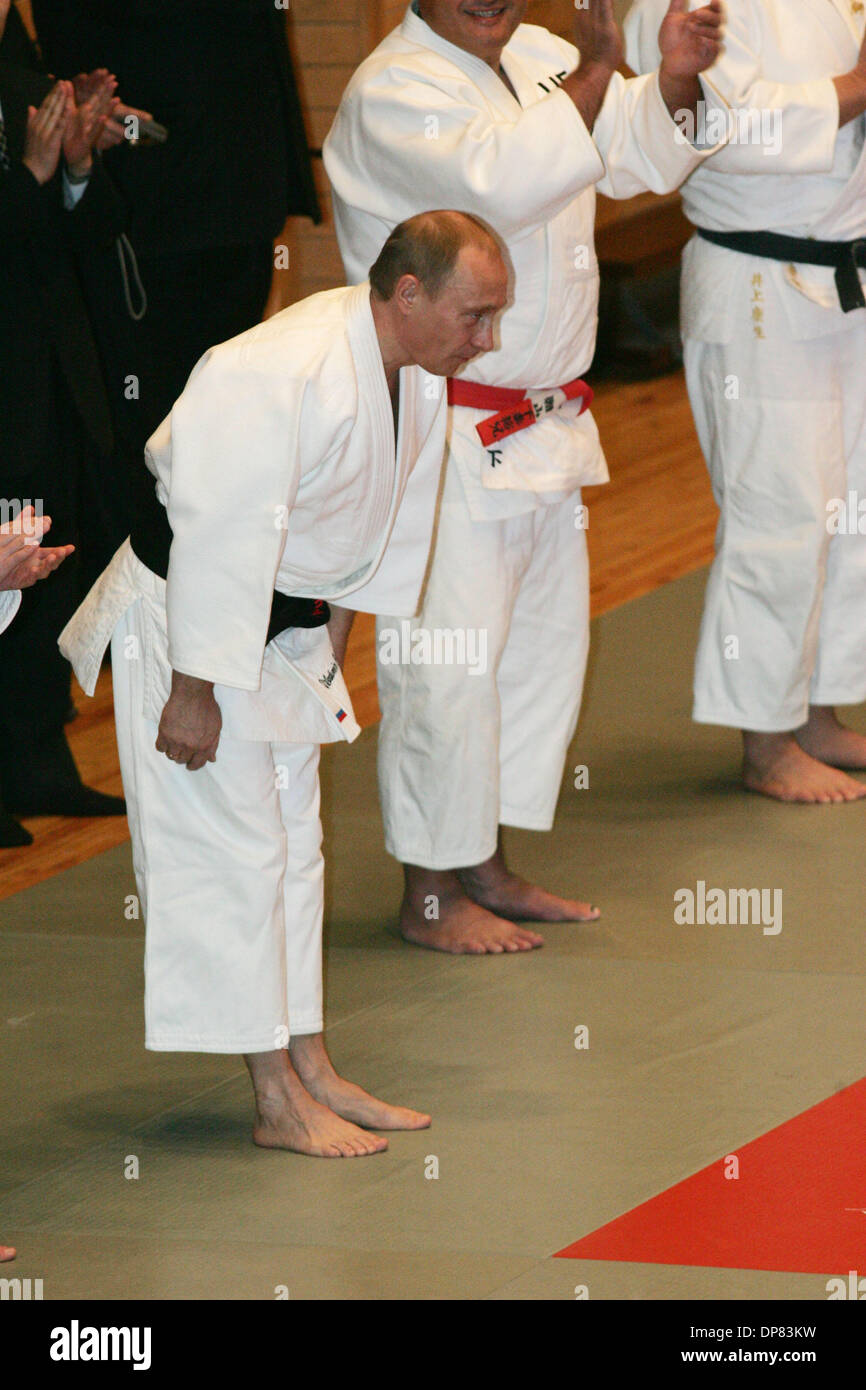 Russian president Putin giving judo master-class in Special Sport ...