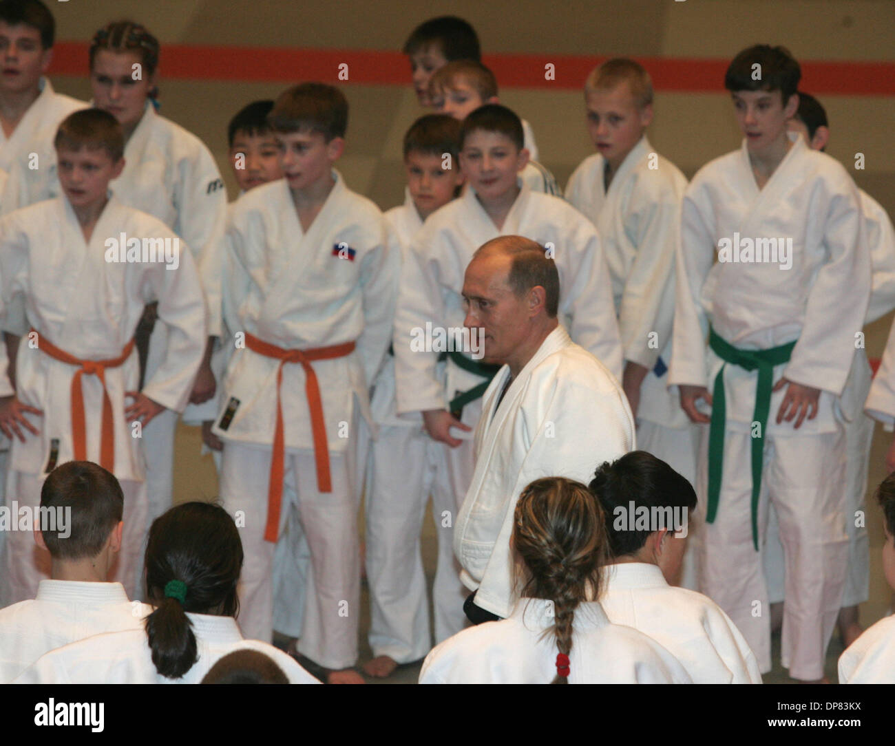 Russian president Putin giving judo master-class in Special Sport ...