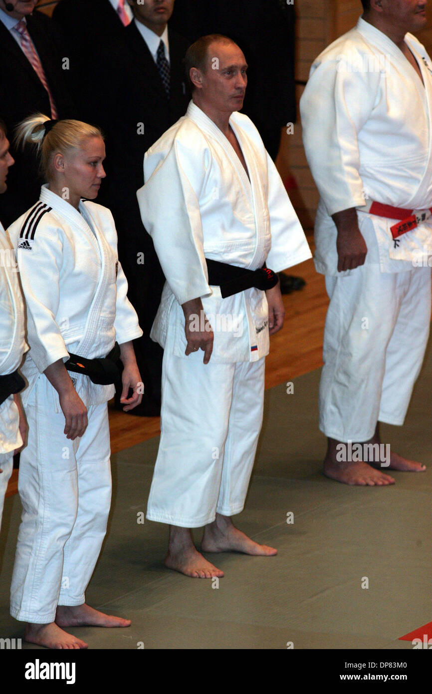 Russian president Putin giving judo master-class in Special Sport ...