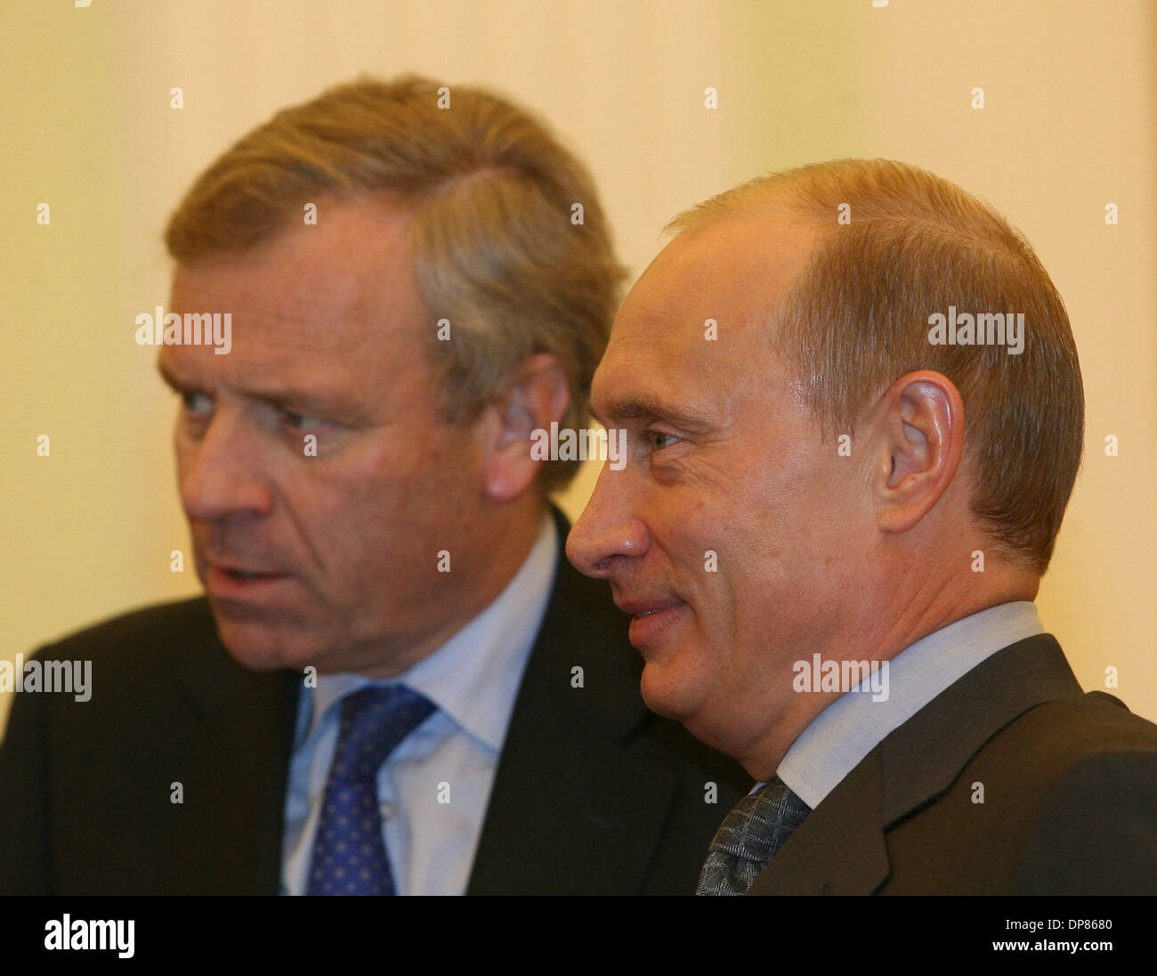 Vladimir putin meeting nato secretary general hi-res stock photography ...