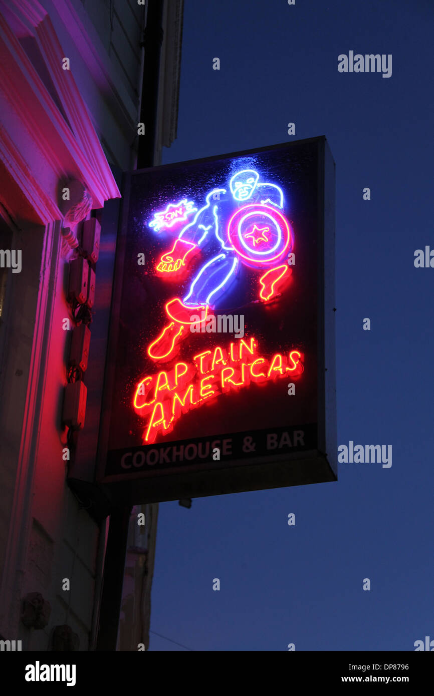 Captain americas hi-res stock photography and images - Alamy