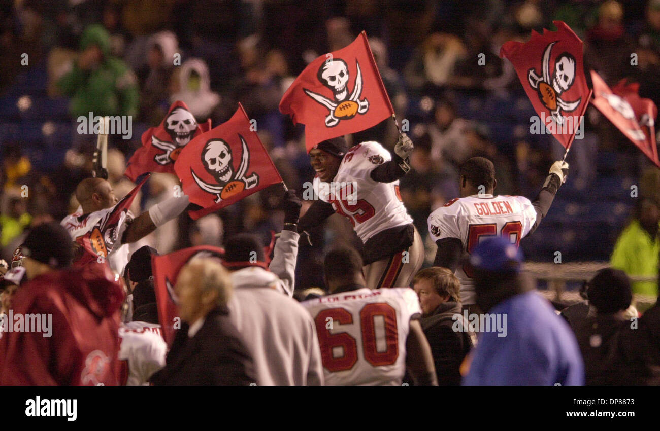 (PUBLISHED 01/20/2003, SB-10): Tampa's Corey Ivy(35) and Jack Golden ...