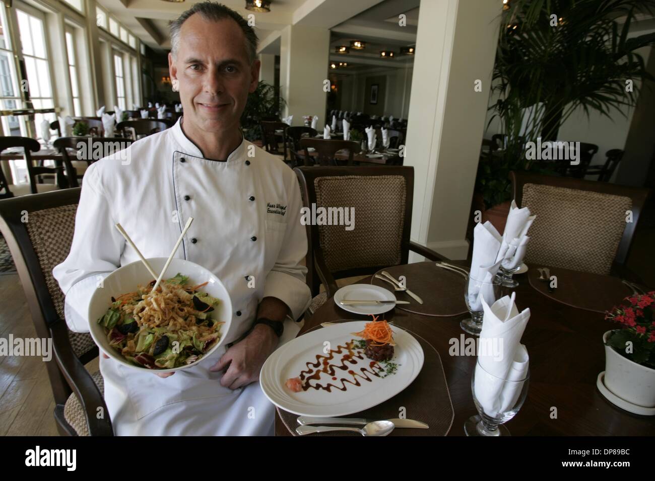 Asian sald hi-res stock photography and images - Alamy