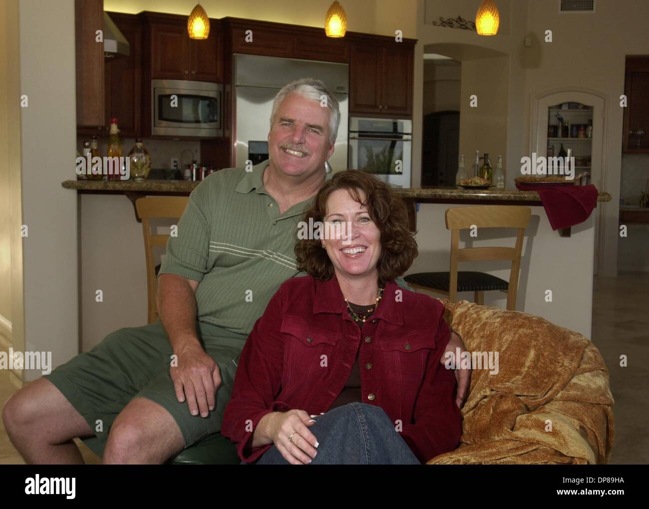 Ranch style home hi-res stock photography and images - Alamy