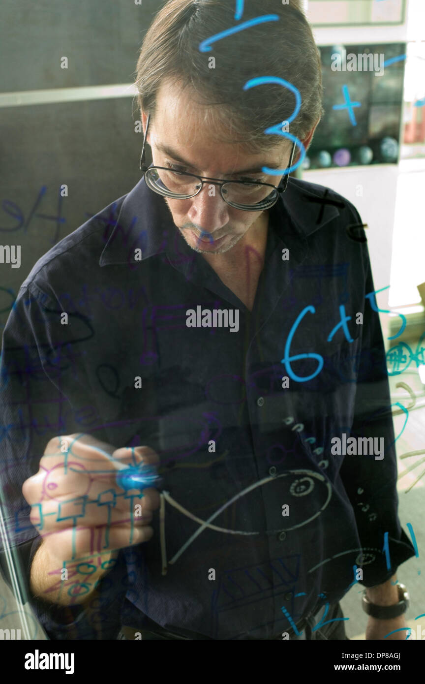 Spore game hi-res stock photography and images - Alamy