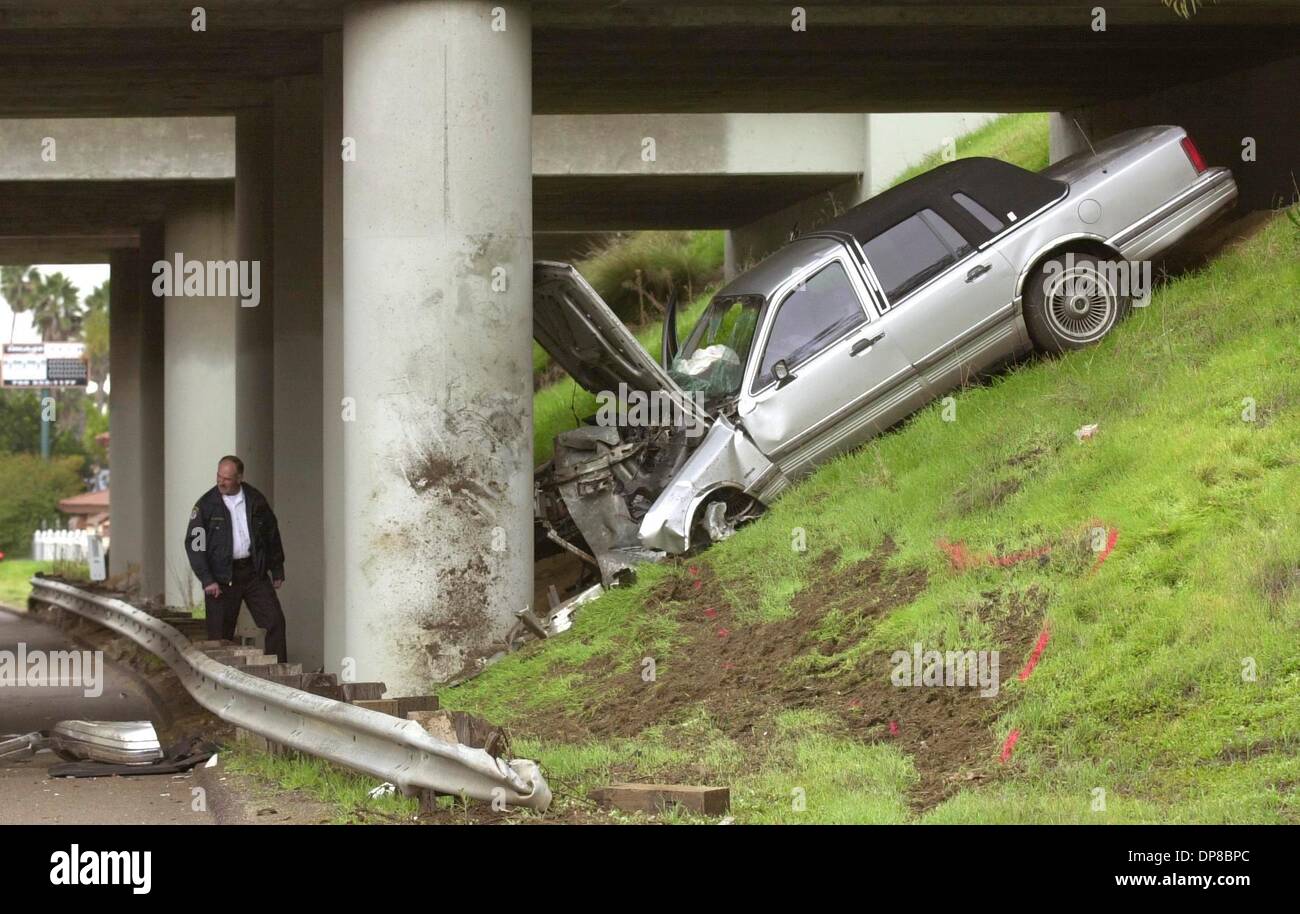 Concrete freeway hi-res stock photography and images - Alamy