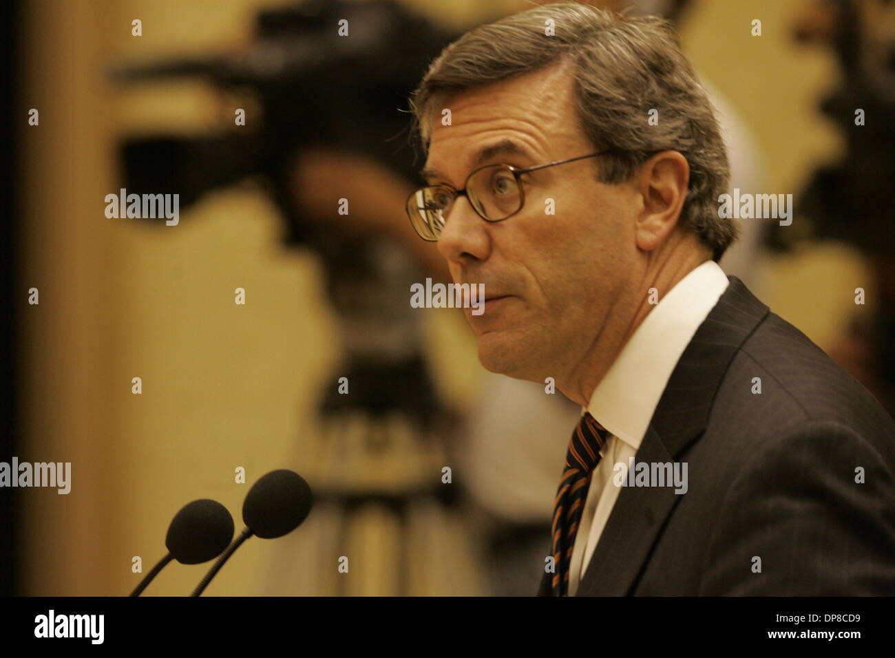 (Published 8/28/2005, B-5) Paul Maco, attorney for Vinson and Elkins ...