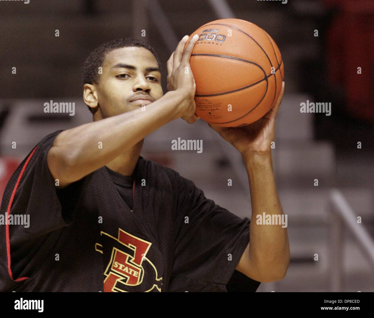 Aztecs basketball hi-res stock photography and images - Alamy