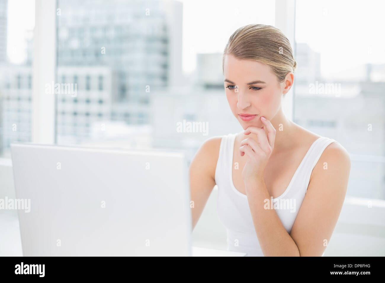Thinking laptop hi-res stock photography and images - Alamy
