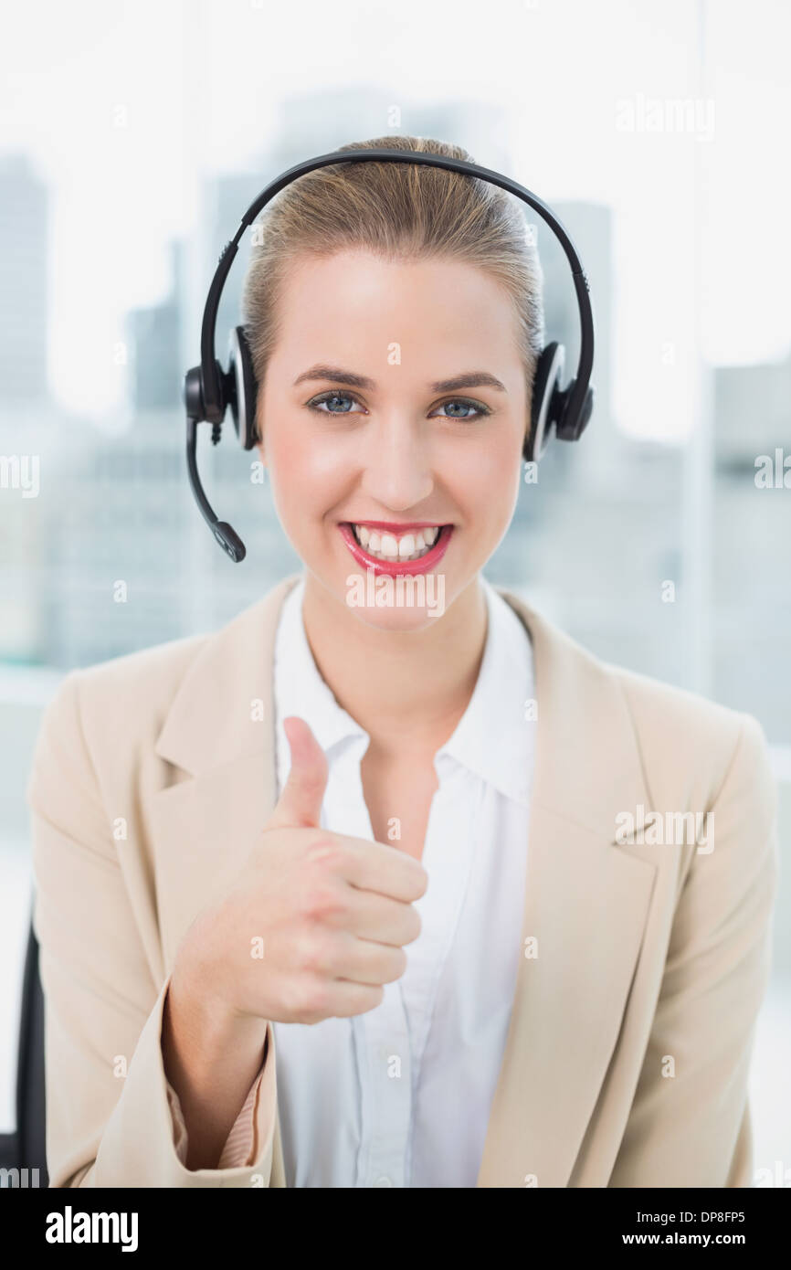 Call centre agent giving thumbs hi-res stock photography and images - Alamy