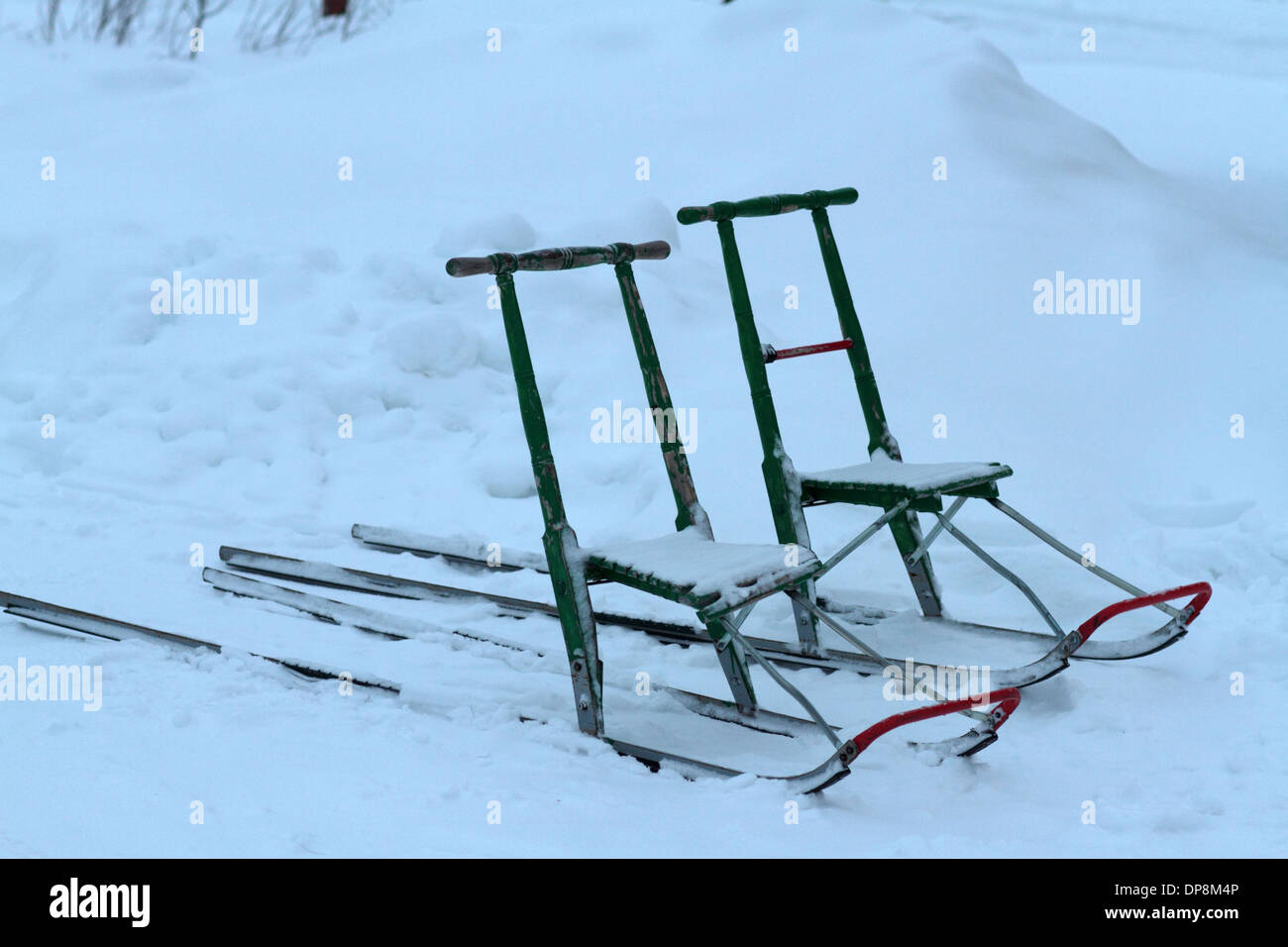 Sleighs in snow hi-res stock photography and images - Alamy