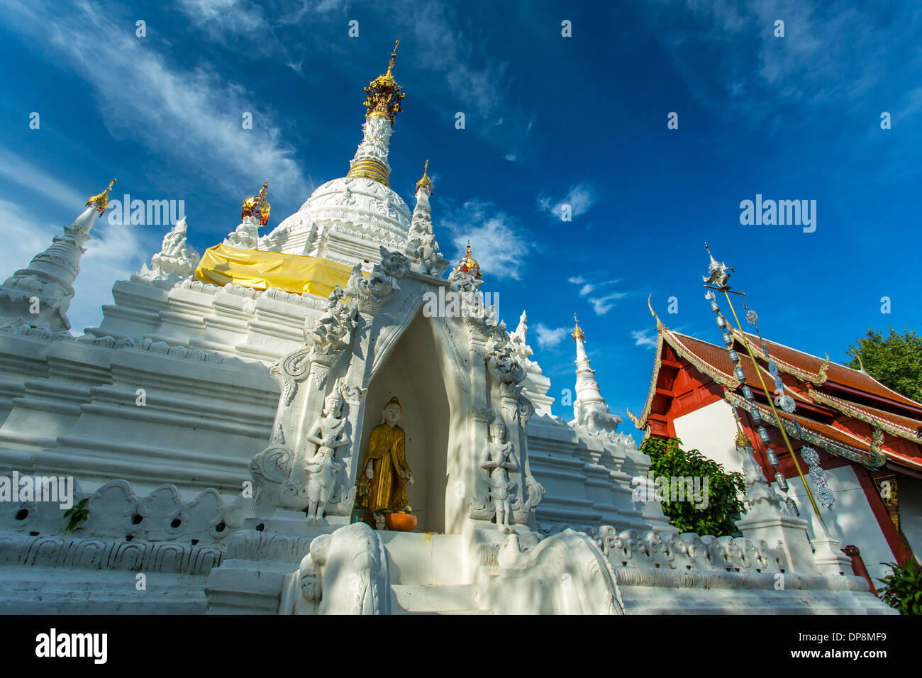 Chetawan temple hi-res stock photography and images - Alamy