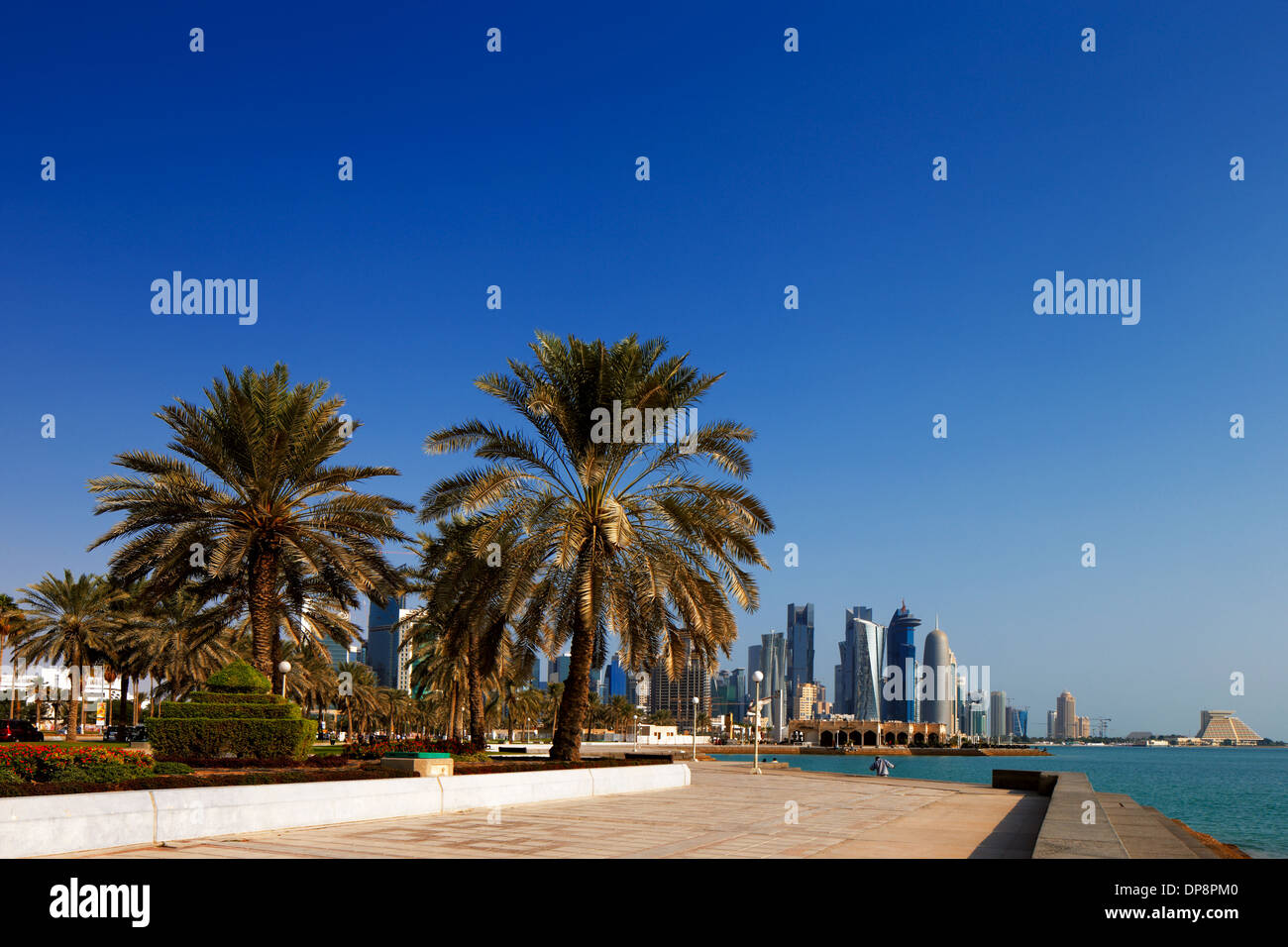 Doha bay skyline hi-res stock photography and images - Alamy
