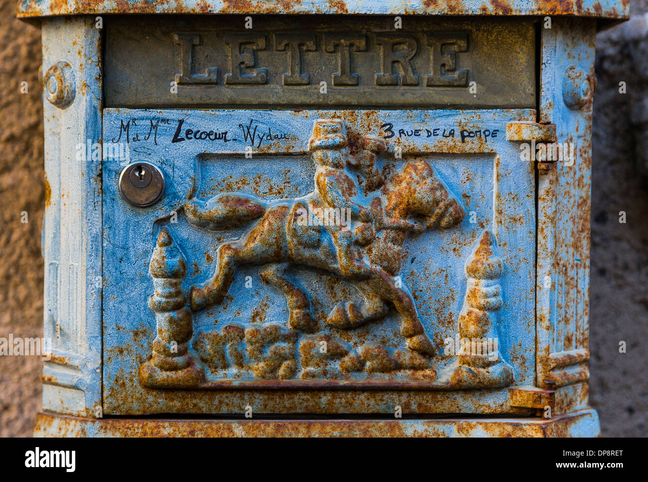 Ancient postbox hi-res stock photography and images - Alamy