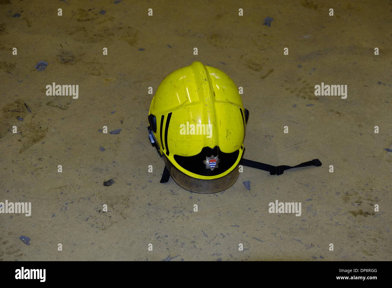 London fire brigade helmet hi-res stock photography and images - Alamy