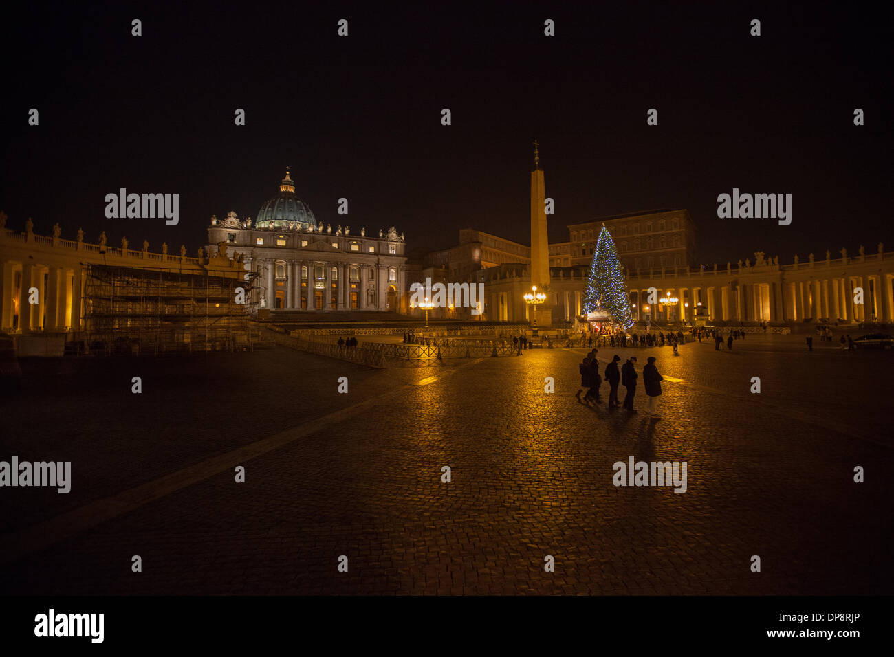 Nativity scene in the vatican hi-res stock photography and images - Alamy