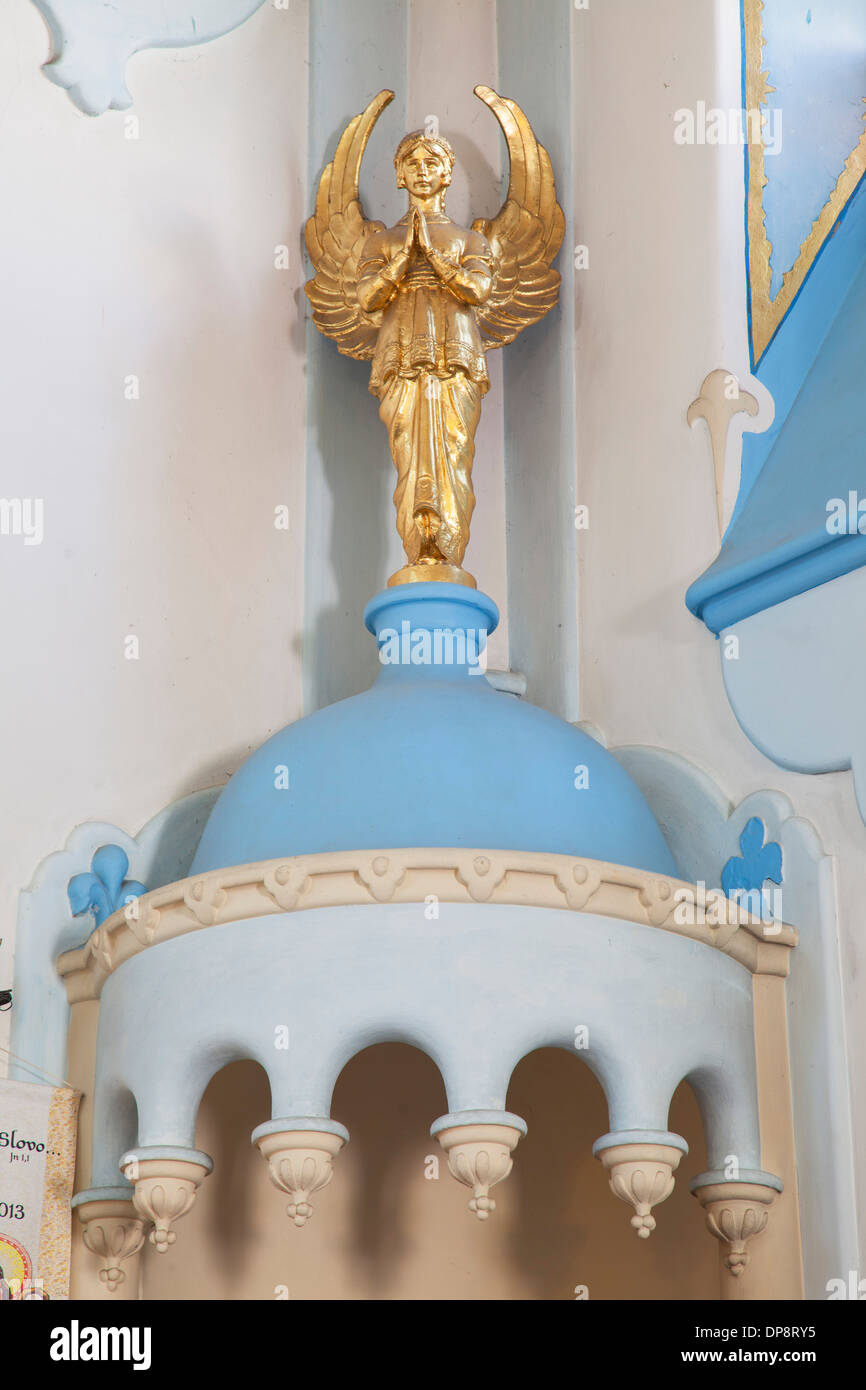 Interior of Church of St Elizabeth (Blue Church), Bratislava, Slovakia ...