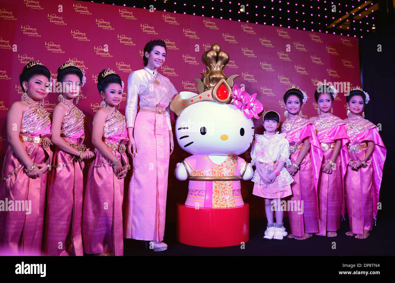 Bangkok, Thailand. 9th Jan, 2014. A waxwork of "Hello Kitty" is ...