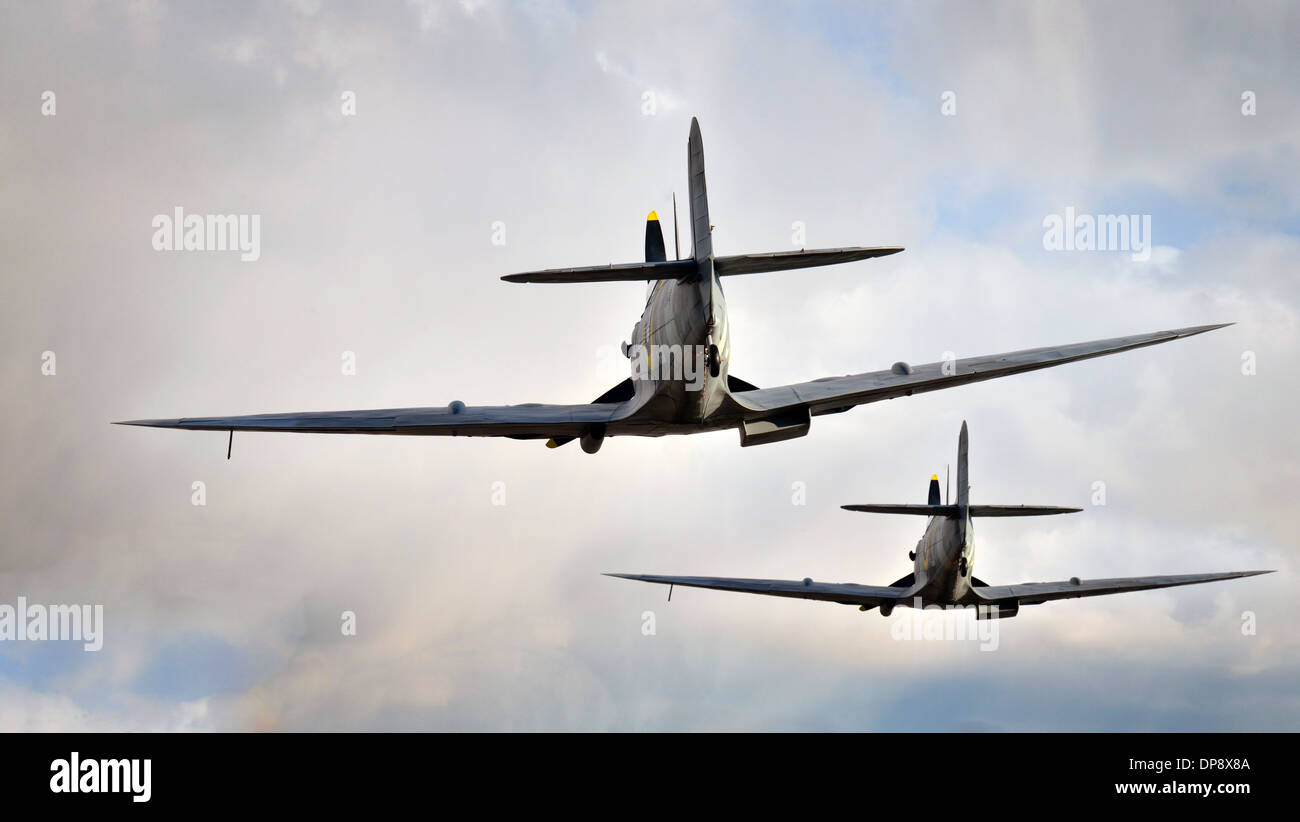 Spitfire hi-res stock photography and images - Alamy